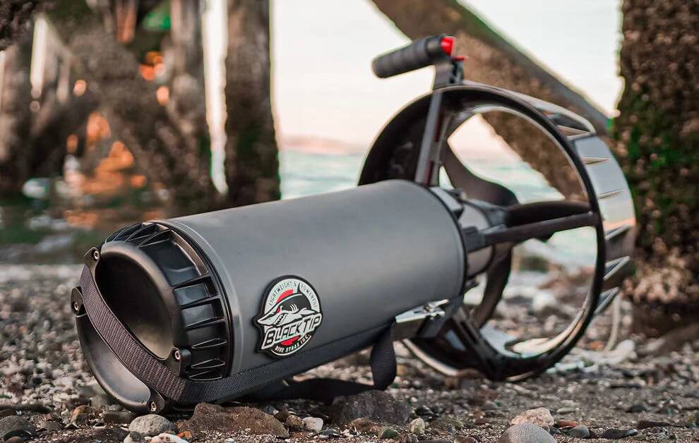 BlackTip Travel – Dive Xtras Underwater Scooter / DPV – Tidal Zone